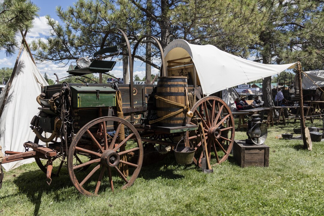 The History of Food Trucks From Chuck Wagons to Modern Day - Crazy & Co.